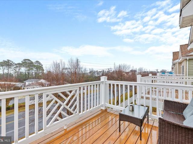 9823 Golf Course Road # 10