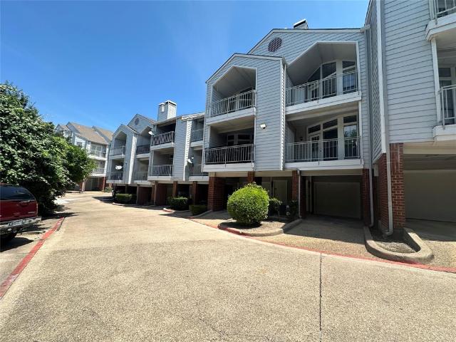 9823 Summerwood Cir, Unit 1003, Dallas, TX 75243 | MLS #21129