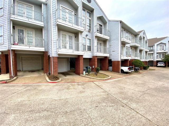 9823 Summerwood Cir, Unit 1004, Dallas, TX 75243 | MLS #21129 | Compass