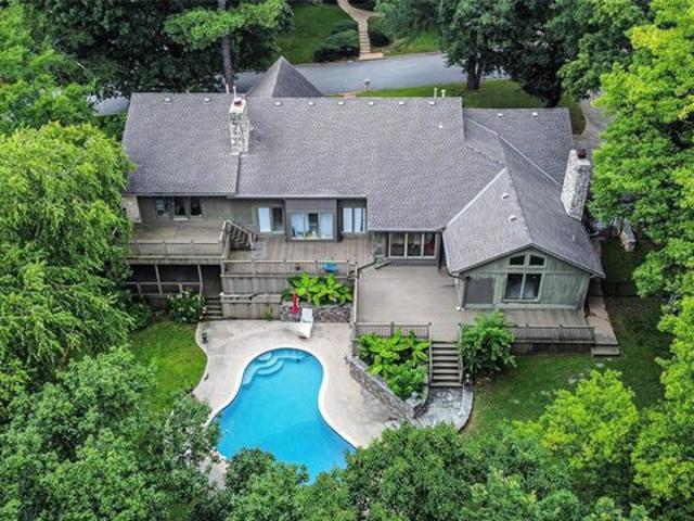 9823 S Knoxville Ave, Tulsa, OK 74137