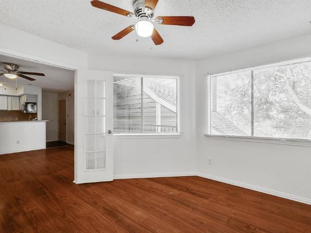 9823 Walnut St, Unit 304, Dallas, TX 75243 | MLS #21141