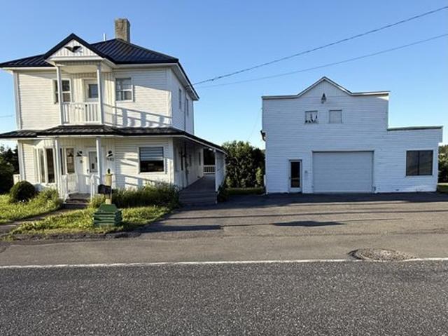 982 Main St, Grand Isle, ME 04746