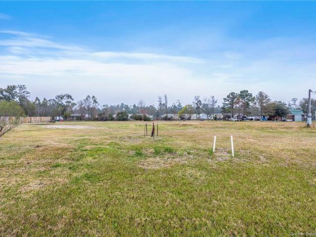 982 Ranchette Dr, Sulphur, LA 70663 | MLS #SWL25000 | Compass