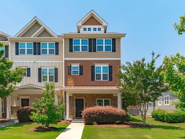 982 Tender Dr, Apex, NC 27502