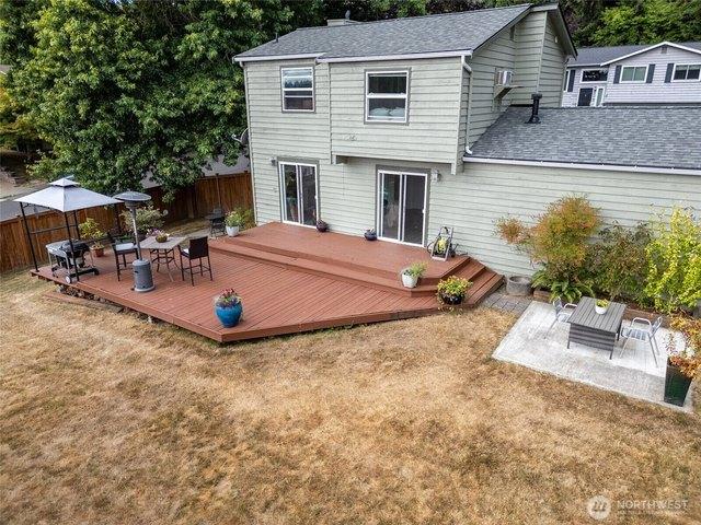 9834 NE 140th Pl, Kirkland, WA 98034