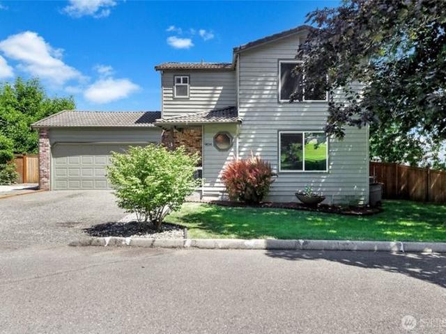 9834 NE 140th Pl, Kirkland, WA 98034