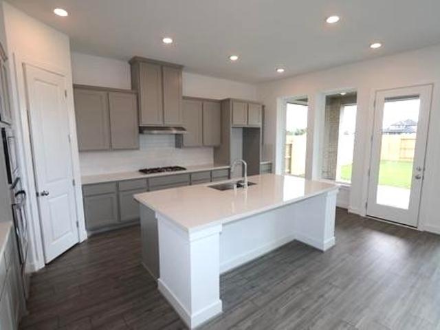 9834 Violet Landing Lane