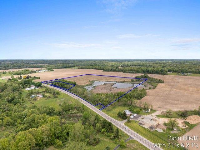 9835 Belding Rd NE, Rockford, MI 49341