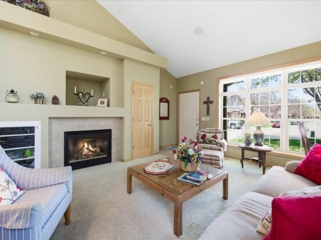 9836 Belmont Ln, Eden Prairie, MN 55347 | MLS #7055