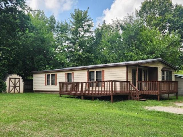 9837 N Happiness Dr, Syracuse, IN 46567