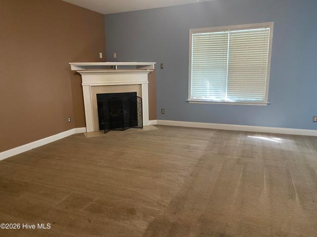 9837 N Olde Towne Wynd SE