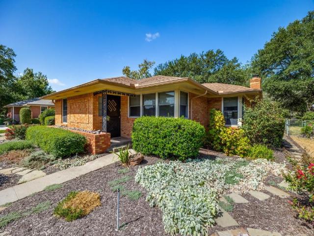 9839 Cloister Drive