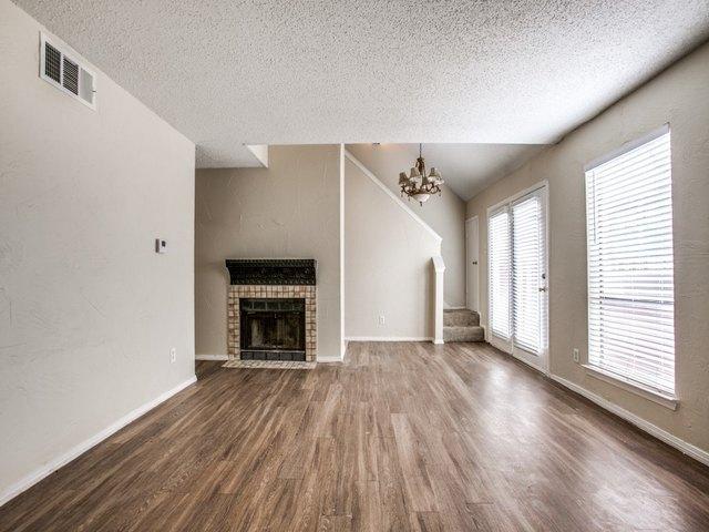 9839 Walnut St Unit 207, Dallas, TX 75243