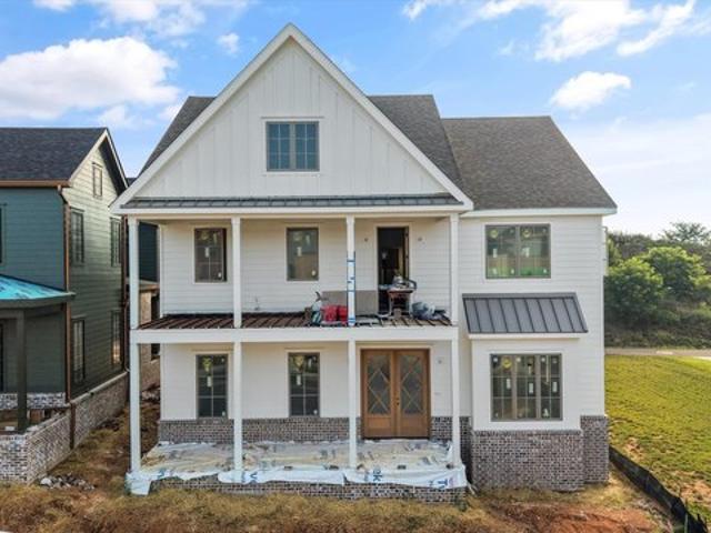 9830 Clingmans Dome Dr, Knoxville, TN 37922