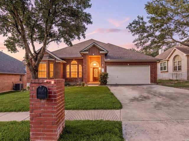 9830 Great Basin Dr, San Antonio, TX 78251