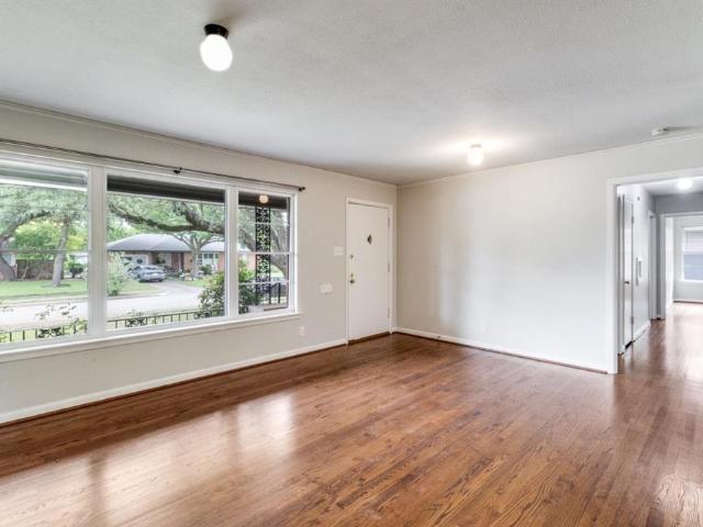 9831 Mercer Drive