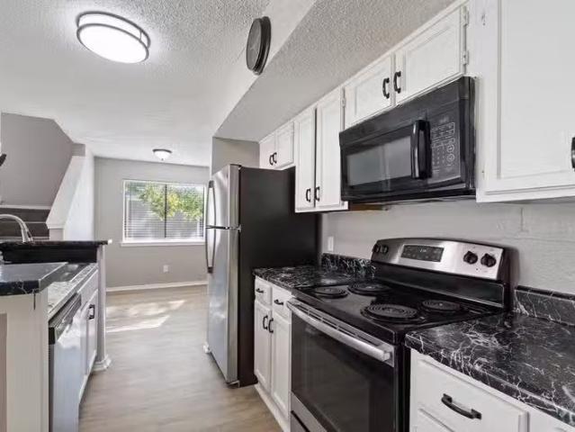 9831 Walnut St #205, Dallas, TX 75243