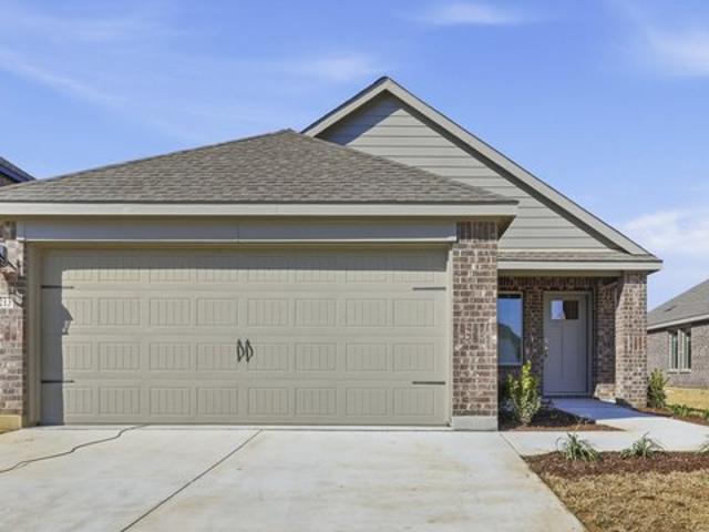 9832 Amalgam St, Aubrey, TX 76227