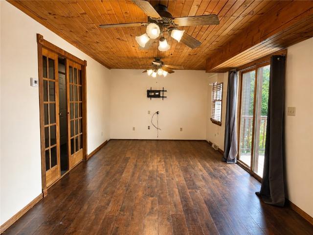 983 Cleland Mill Rd