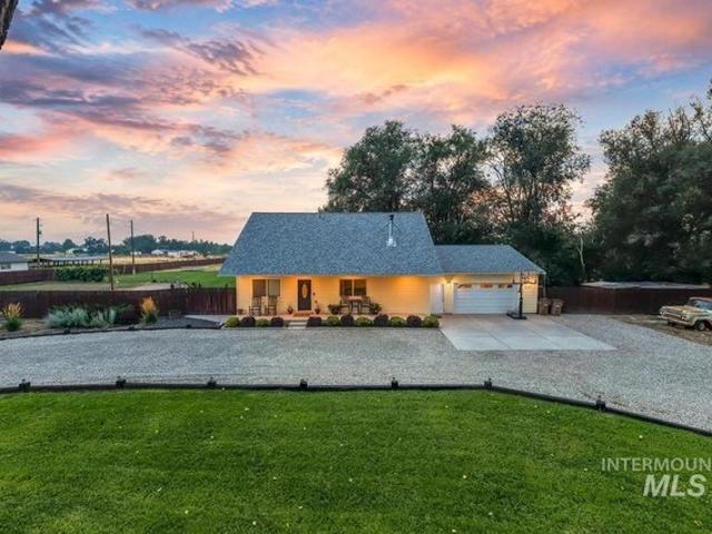 983 N Plaza Rd, Emmett, ID 83617