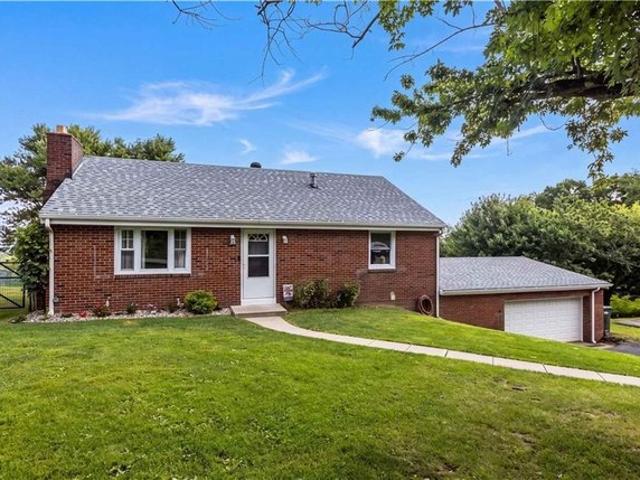 983 S Hewitt Ave, Washington, PA 15301