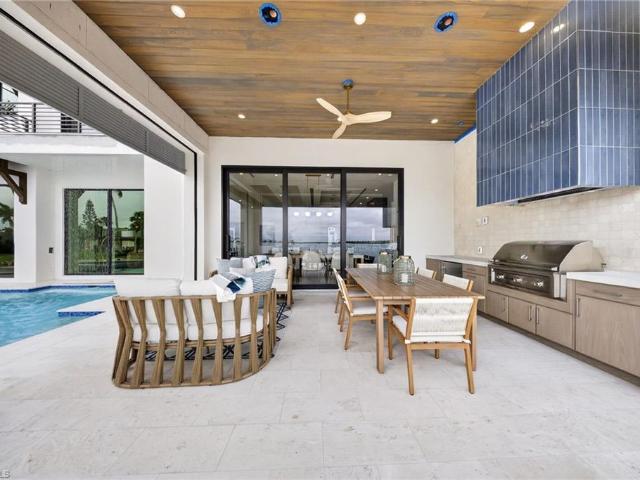 983 Sundrop Ct, Marco Island, FL 34145 | MLS #225036