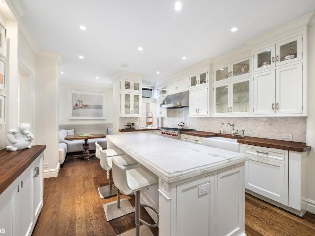 983 PARK Avenue 12C