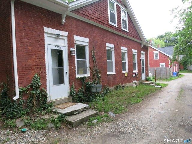 983 Riverside Dr, Thompson, CT 06255