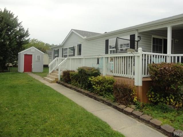 983 Tanners Lndg, Raisinville Township, MI 48161
