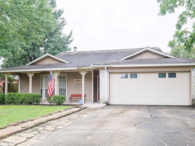 9844 Oriole, Conroe, TX 77385