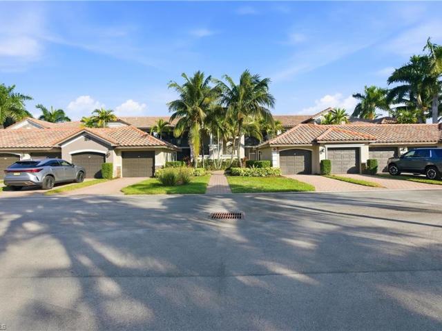 9844 Venezia Cir, Unit 714, Naples, FL 34113 | MLS #225080