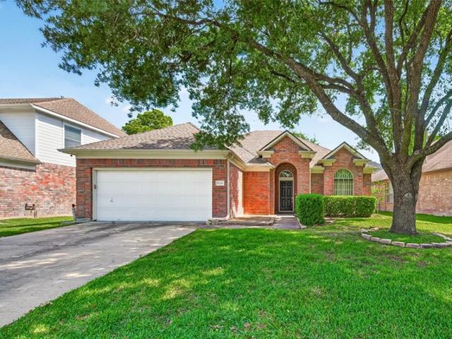 9846 N Villa Dr, Houston, TX 77064