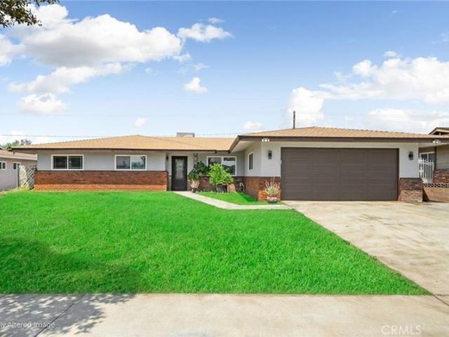 9846 Tamarind Ave, Bloomington, CA 92316
