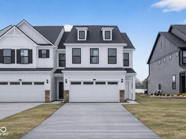 9847 Behner Dr, Fishers, IN 46250
