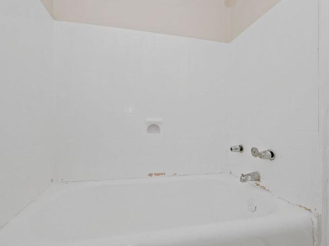 9848 S Walden 3 Bedroom Apartment for Rent at 9848 S Walden Pkwy, Chicago, IL 60643 Beverly