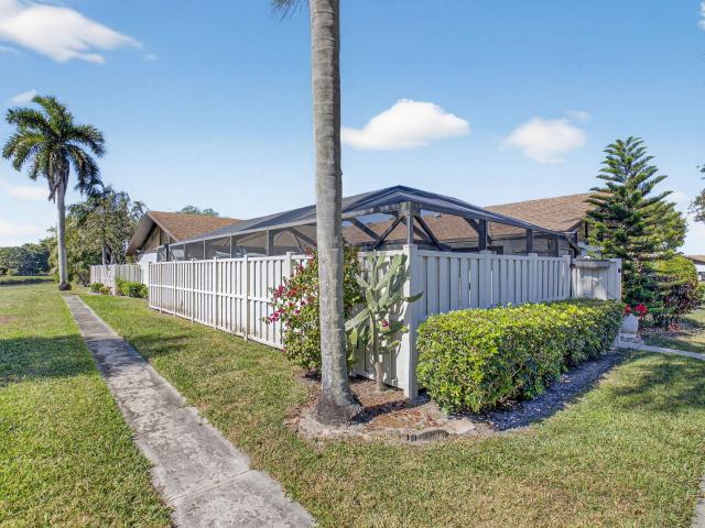 9842 Boca Gardens Trail, Unit C, Boca Raton, FL 33496 | MLS #B26029