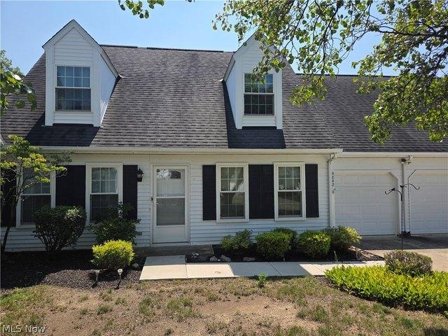 9842 Brittany Ct Unit E, Mentor, OH 44060