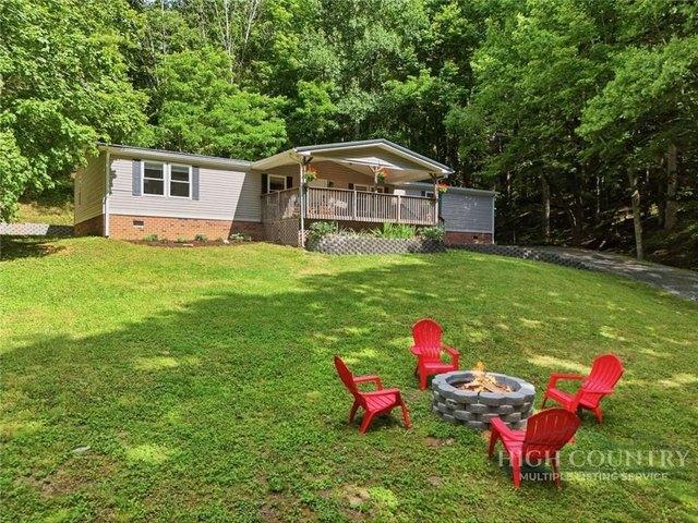 984 Cobbs Creek Rd, Boone, NC 28607
