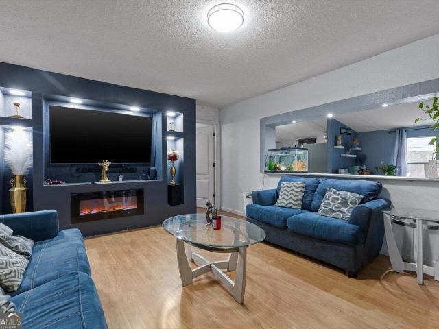 984 Davenport Road