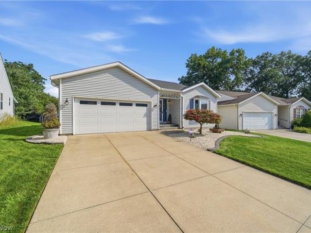 984 Elizabeth Ct, Cuyahoga Falls, OH 44221