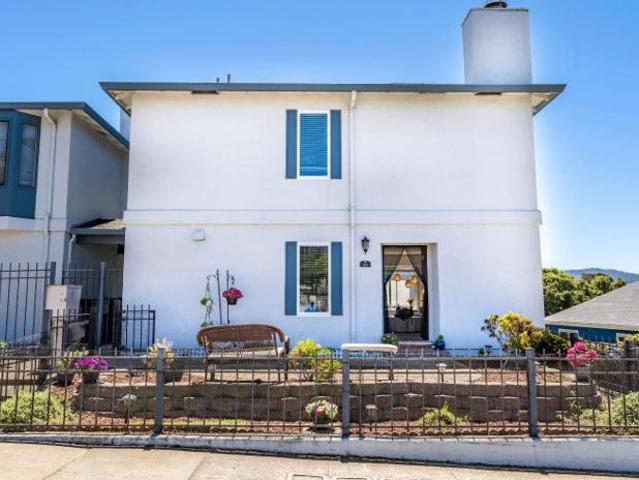 984 Sonoma Ave, Seaside, CA 93955 in Sand City, California