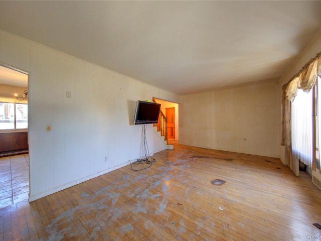 984 Shelburne Dr, Franklin Square, NY 11010 | Compass