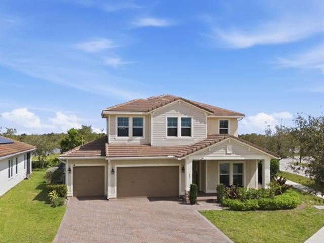 984 Sterling Pine Pl, Loxahatchee, FL 33470