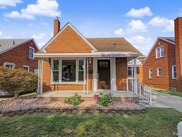 9854 Colwell Ave, Allen Park, MI 48101