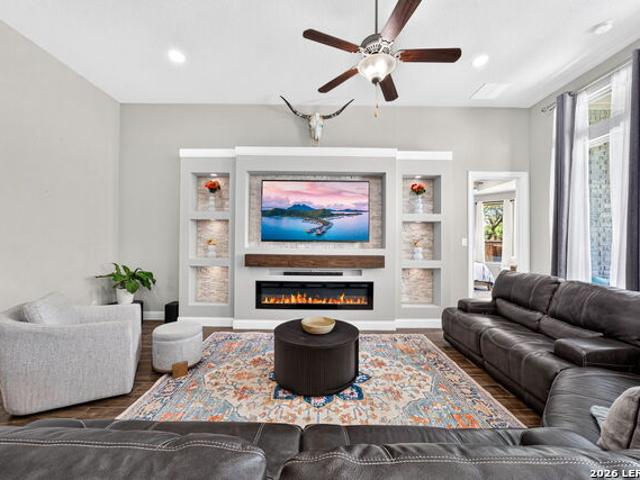 9855 Jon Boat Way