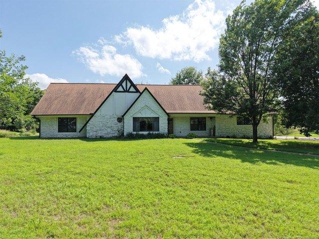 9858 N 38th West Ave, Sperry, OK 74073