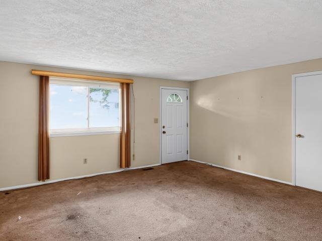 9850 Ellis Drive