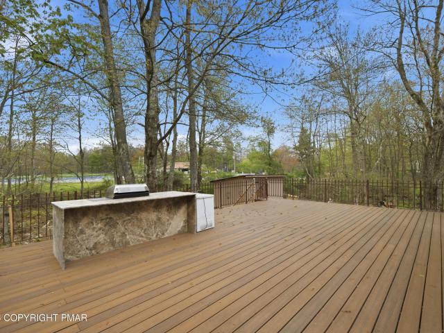 9851 Deerwood Dr, Tobyhanna, PA 18466 | MLS #PM 141443