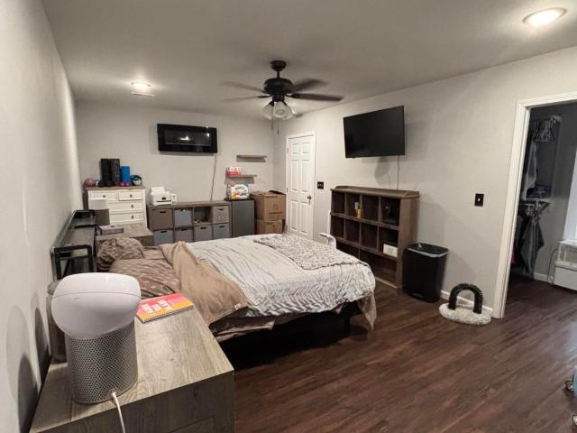 9851 Heiskell Rd