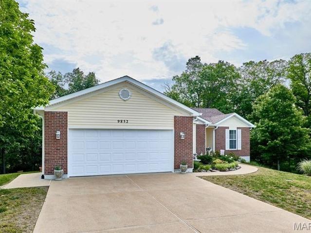 9852 Sand Castle Dr, Pevely, MO 63070